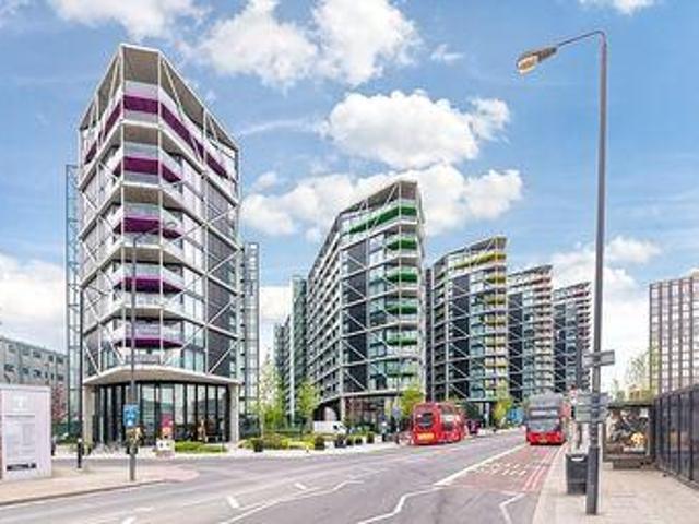 3 Bedrooms Flat for rent in Three Riverlight Quay, Nine Elms, Vauxhall, London SW11