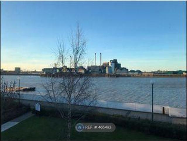 3 Bedrooms Flat for rent in Tideside Court, London SE18