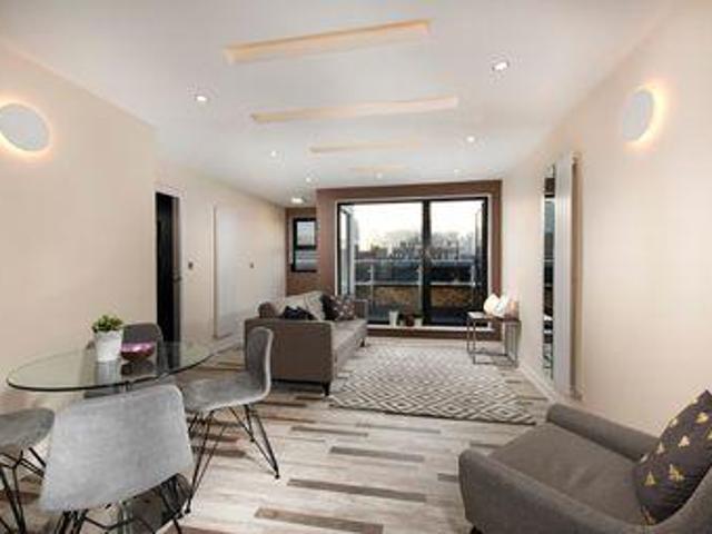 3 Bedrooms Flat for rent in Turner Street, Aldgate East E1