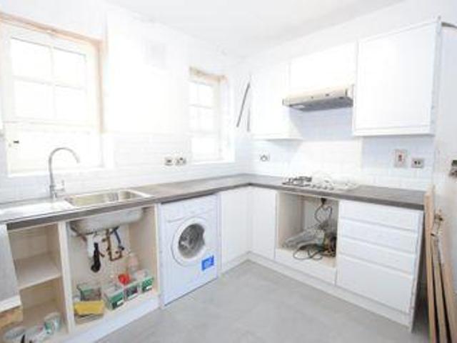 3 Bedrooms Flat for rent in Tyers Street, London SE11