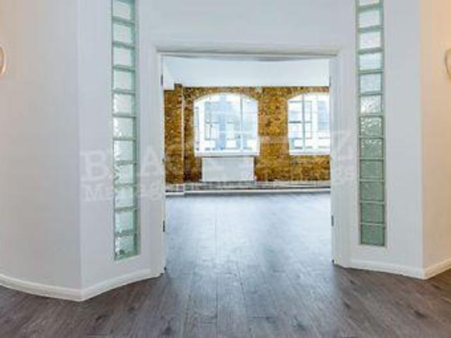 3 Bedrooms Flat for rent in Tyssen Street, London E8