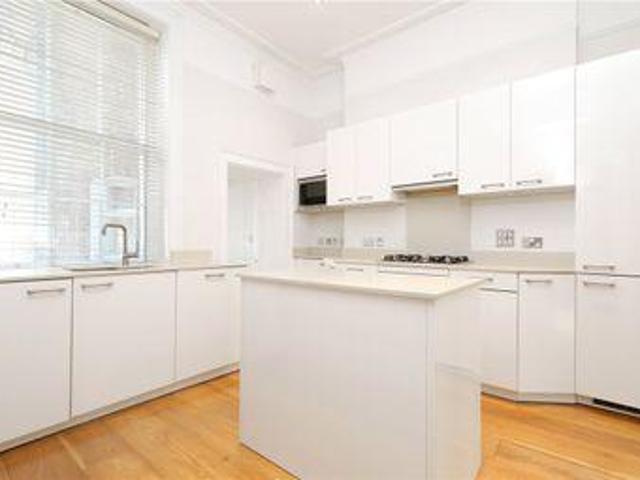 3 Bedrooms Flat for rent in Upper Berkeley Street, Marylebone, London W1H