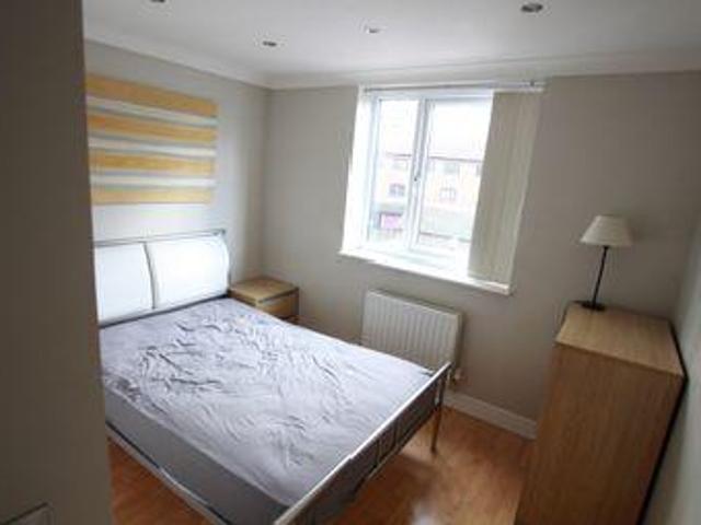 3 Bedrooms Flat for rent in Vantage Mews, Docklands E14
