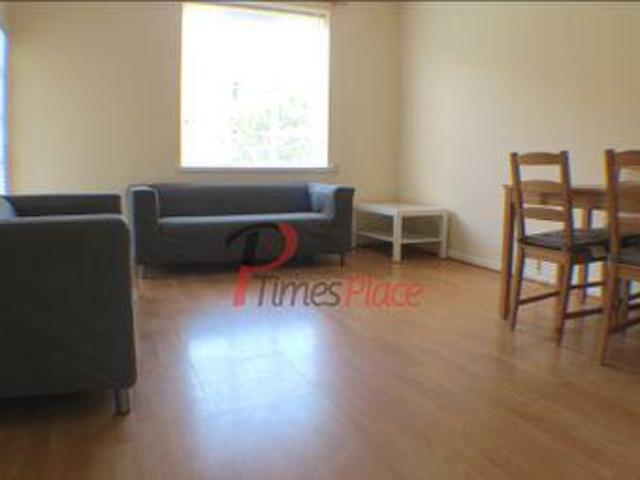 3 Bedrooms Flat for rent in Vermont Road, Wandsworth SW18