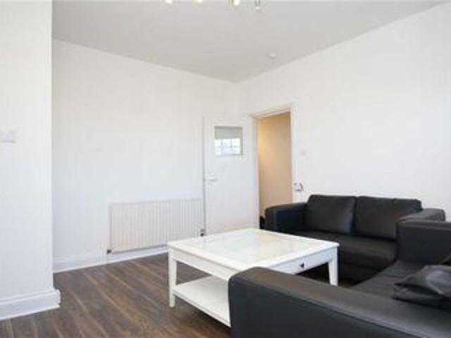 3 Bedrooms Flat for rent in Victoria Mansions, Grange Road, London NW10