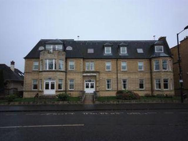 3 Bedrooms Flat for rent in Victoria Place, Stirling FK8