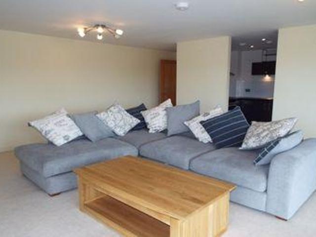 3 Bedrooms Flat for rent in Victoria Wharf, Cardiff CF11
