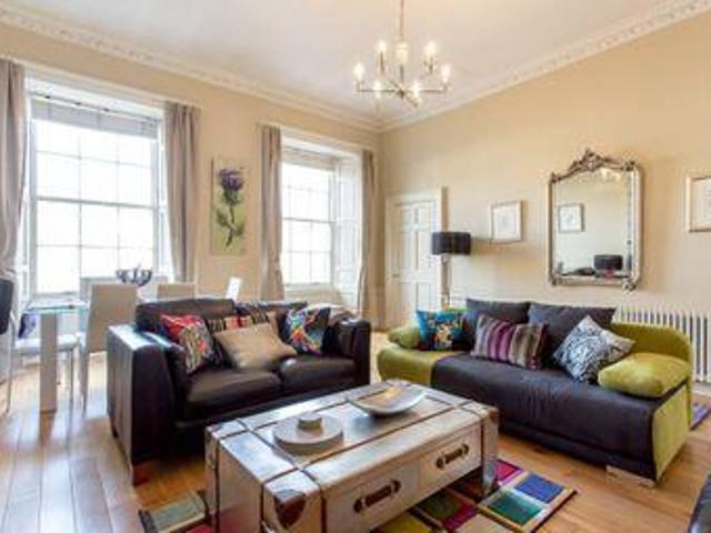 3 Bedrooms Flat for rent in York Place, Central, Edinburgh EH1