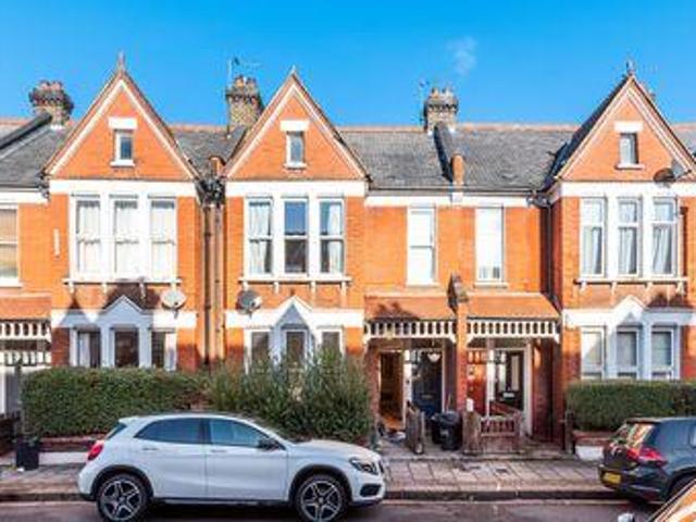 3 Bedrooms Flat for rent in Yukon Road, London SW12