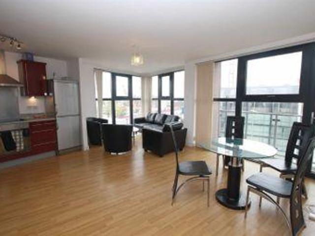 3 Bedrooms Flat for rent in Zenith, 365 Chapel Street, Salford M3