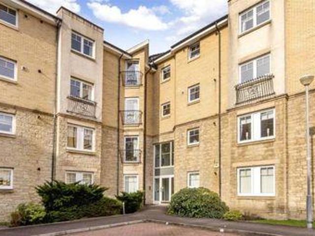 3 Bedrooms Flat for sale in 0/1, Castlebrae Gardens, Cathcart, Glasgow G44