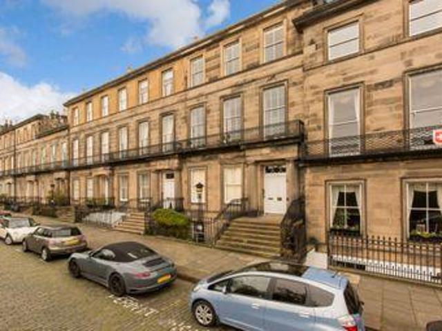 3 Bedrooms Flat for sale in 10 Flat 1 Regent Terrace, Edinburgh EH7