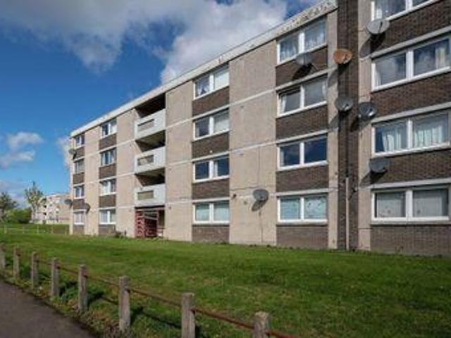3 Bedrooms Flat for sale in 14/4 Calder View, Edinburgh EH11