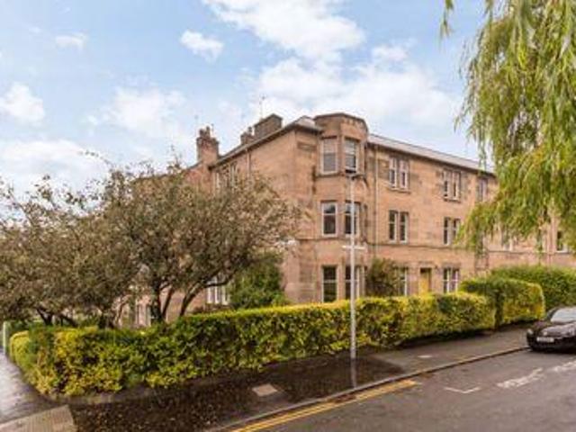 3 Bedrooms Flat for sale in 24/2 Learmonth Gardens, Comely Bank EH4