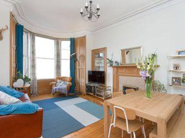 3 Bedrooms Flat for sale in 27/4 Comely Bank Avenue, Edinburgh EH4