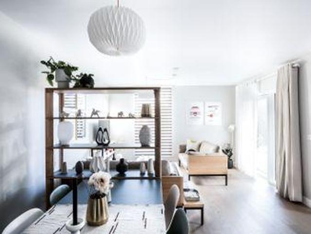 3 Bedrooms Flat for sale in 399 Apartments, London NW9
