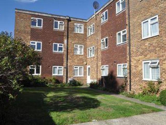 3 Bedrooms Flat for sale in Connaught Road, New Malden KT3