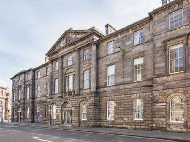 3 Bedrooms Flat for sale in Constitution Street, Leith, Edinburgh EH6