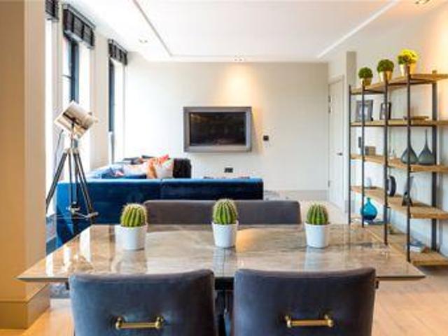 3 Bedrooms Flat for sale in Cabul Road, Battersea SW11