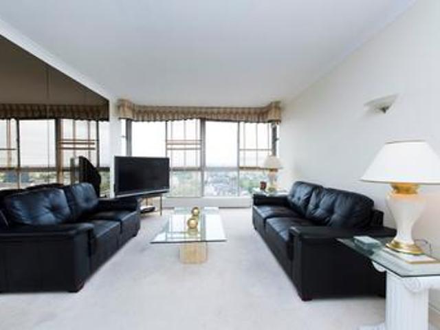3 Bedrooms Flat for sale in Cambridge Square, London W2