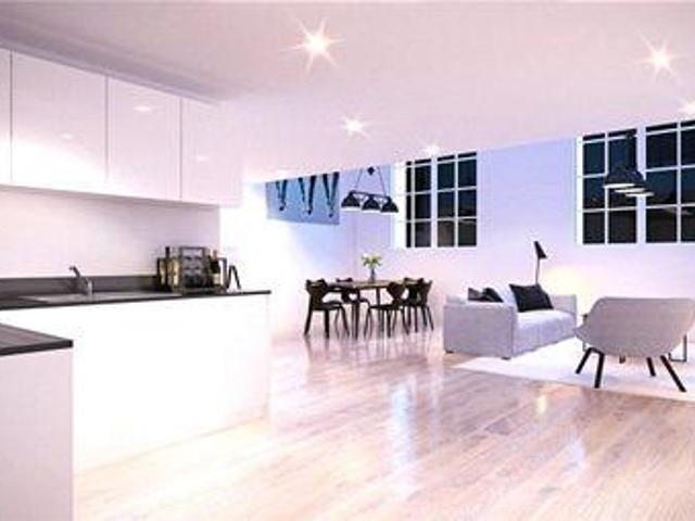 3 Bedrooms Flat for sale in Canterbury Road, London NW6