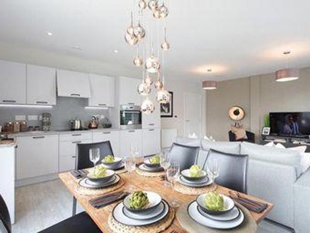 3 Bedrooms Flat for sale in ´´Chapman House´´ at Green Street, London E13