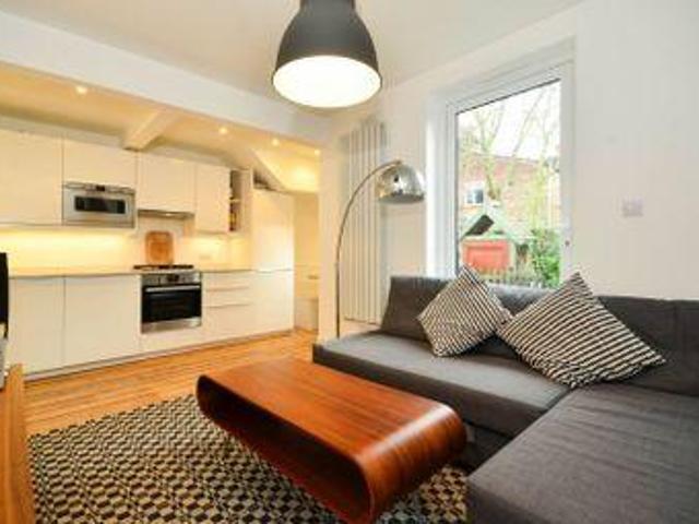 3 Bedrooms Flat for sale in Chapter Road, Willesden Green NW2