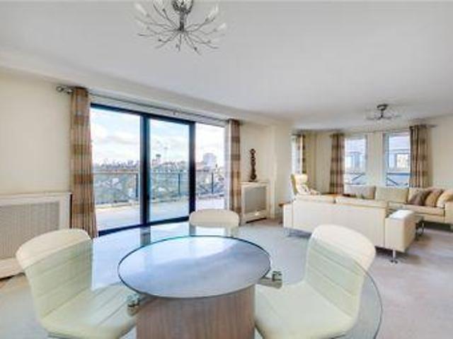 3 Bedrooms Flat for sale in Charter Court, 16A Harcourt Street, London W1H