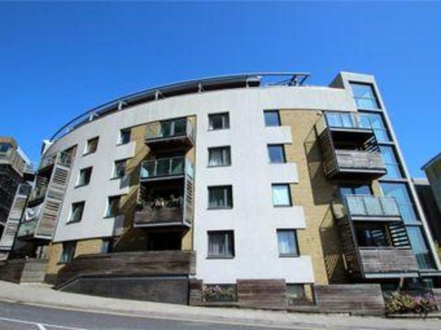 3 Bedrooms Flat for sale in Cheapside, Brighton, East Sussex BN1