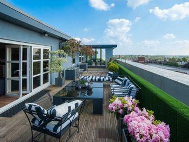 3 Bedrooms Flat for sale in Clarendon Avenue, Leamington Spa, Warwickshire CV32