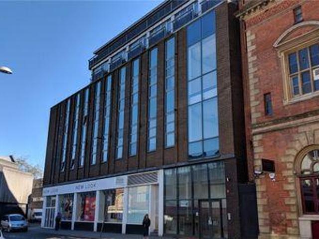 3 Bedrooms Flat for sale in Crusader House, Thurland Street, Nottingham, Nottinghamshire NG1