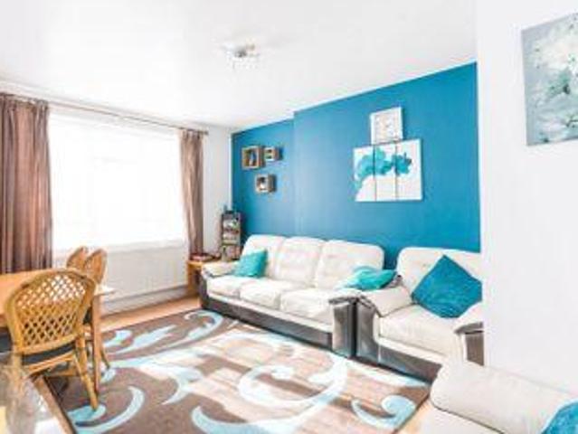 3 Bedrooms Flat for sale in Crampton House, Nine Elms SW8