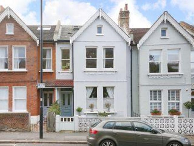 3 Bedrooms Flat for sale in Croxted Road, London SE24