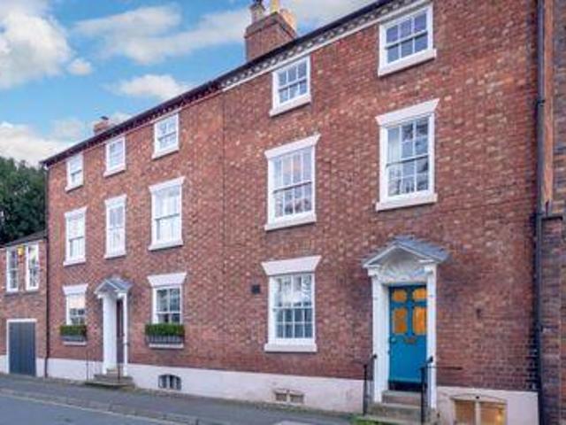 3 Bedrooms Flat for sale in Abbey Foregate, Shrewsbury SY2