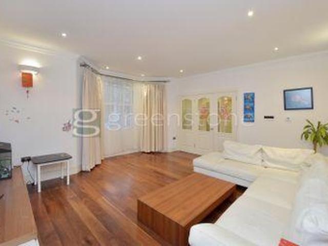 3 Bedrooms Flat for sale in Abbey Road, St Johns Wood NW8