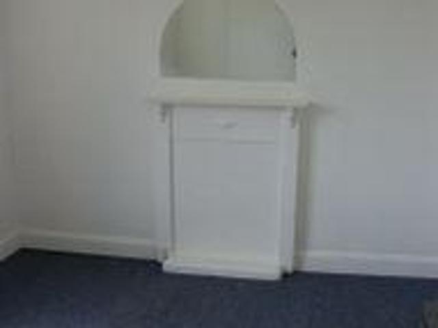 3 Bedrooms Flat for sale in All Souls Avenue, Willesden NW10