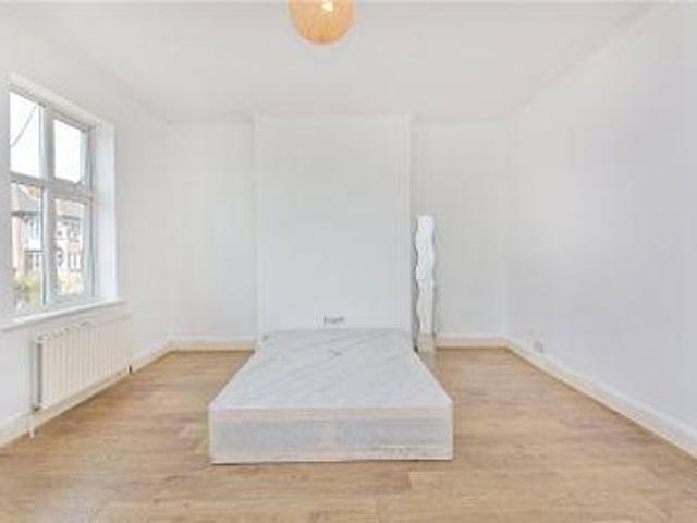 3 Bedrooms Flat for sale in All Souls Avenue, London NW10