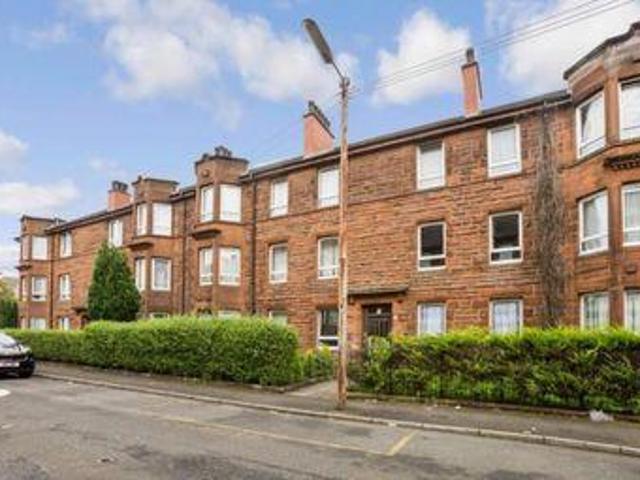 3 Bedrooms Flat for sale in Ardbeg Street, Glasgow, Lanarkshire G42