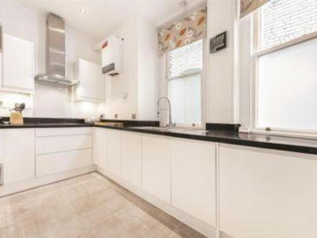 3 Bedrooms Flat for sale in Ashley Gardens, Thirleby Road, London SW1P