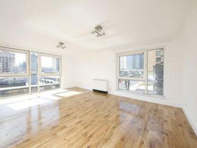 3 Bedrooms Flat for sale in Boardwalk Place, London E14