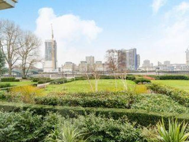 3 Bedrooms Flat for sale in Banyan House, Imperial Wharf SW6