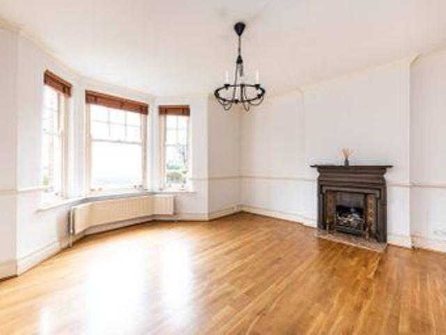 3 Bedrooms Flat for sale in Beaufort Street, Chelsea SW3