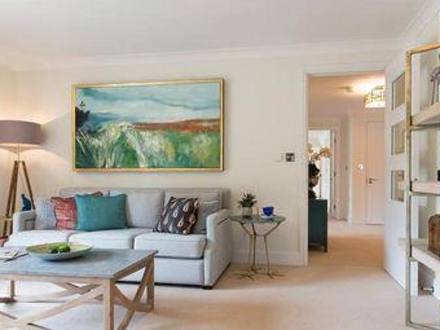 3 Bedrooms Flat for sale in Beggar Bush Lane, Failand, Bristol BS8