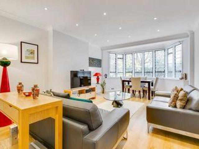 3 Bedrooms Flat for sale in Belsize Court, Wedderburn Road, London NW3