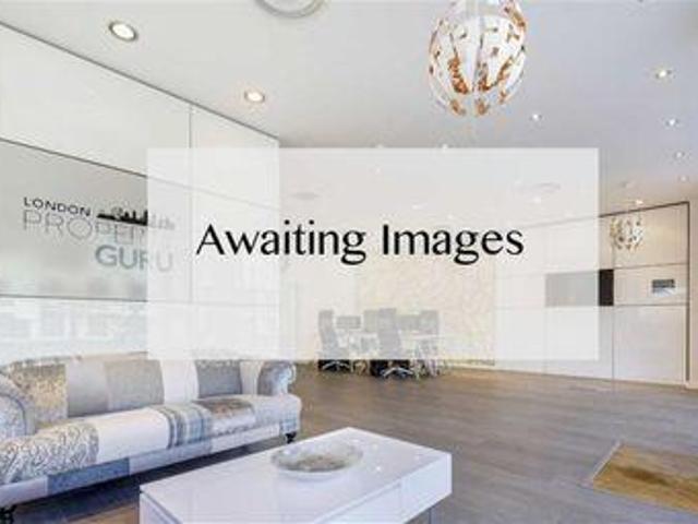 3 Bedrooms Flat for sale in Bridges Court, London SW11