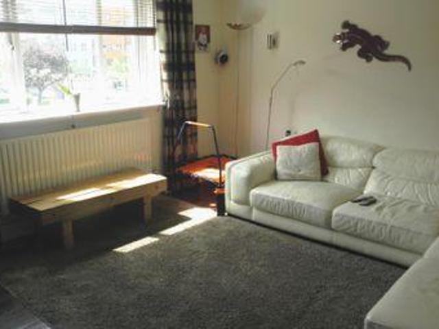 3 Bedrooms Flat for sale in Bromley Road, Bromley BR1