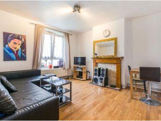 3 Bedrooms Flat for sale in Garnet Street, London E1W
