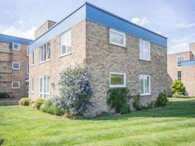 3 Bedrooms Flat for sale in Girton, Cambridge CB3