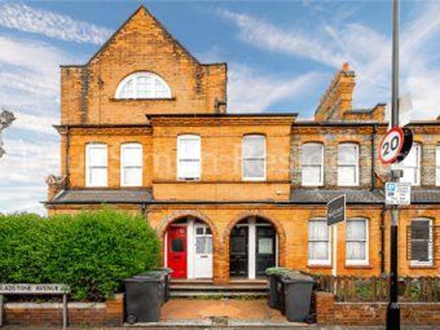 3 Bedrooms Flat for sale in Gladstone Avenue, Wood Green N22