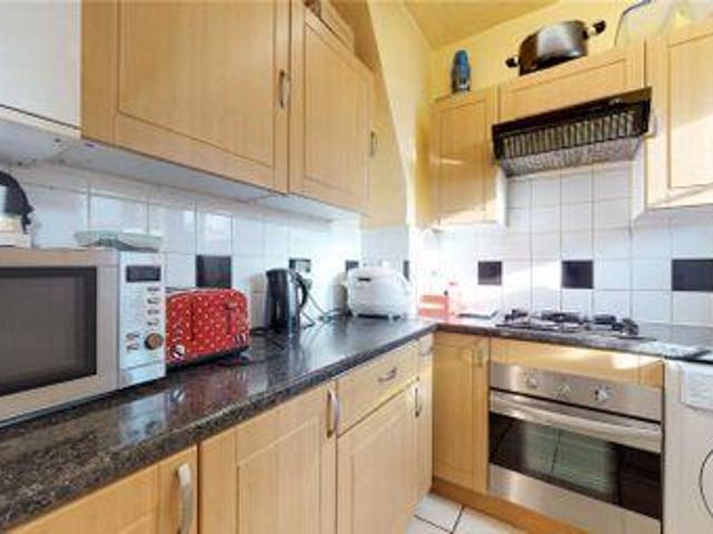 3 Bedrooms Flat for sale in Greet House, Frazier Street, London SE1